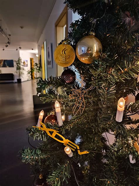 XDEV Betriebsurlaub Frohes Weihnachtsfest