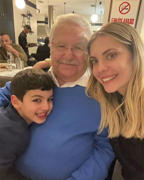 Eda Ece Kimdir Boyu Kilosu Sevgilisi Kim Burcu Ne Ka Ya Nda