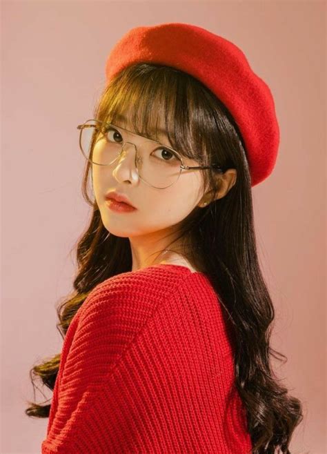 فتات كورية جميلة 😍 Face Drawing Reference Art Reference Poses