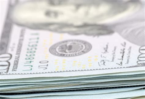 Weakening Us Dollar Puts Spotlight On These Etfs