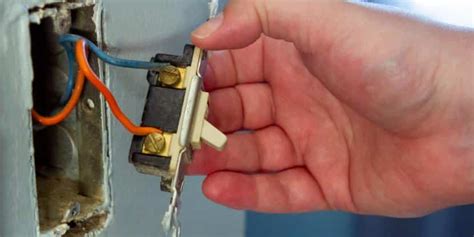 Light Switch Problems Here S How To Identify And Fix Them Arc Angel