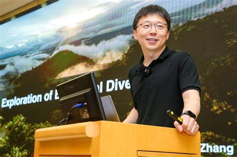 Star Us Gene Editing Scientist Zhang Feng Pays Rare Visit To Chinas