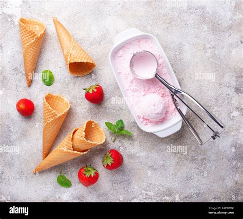 Homemade Sweet Strawberry Ice Cream Stock Photo Alamy