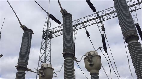How Does A 132kv Circuit Breaker Work A Brief Overview Of What Goes On Inside Youtube