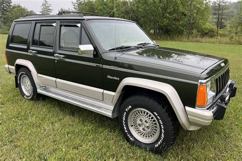 No Reserve 30k Mile 1995 Jeep Cherokee Country 4×4 5 Speed For Sale On