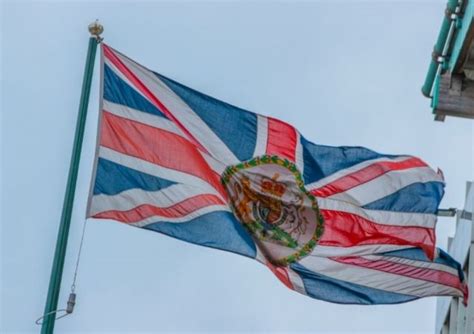 Их Британийн парламентын ажилтан Хятадын талд тагнуул хийсэн хэрэгт сэжиглэгдлээ