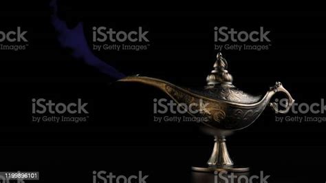 지니 에 램프 와 검정 Bakcground 과 블루 연기 3d 렌더링 알라딘과 마법 램프에 대한 스톡 사진 및 기타 이미지 알라딘과 마법 램프 전등 3차원 형태