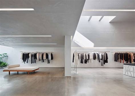 Standard Architecture Creates Hollywood Shop For Helmut Lang