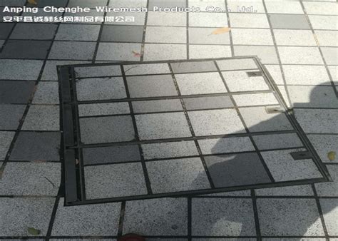 Durable Safety Step Concealed Manhole Cover Stainless Steel Gavlanized