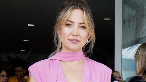 Kate Hudson Floors Fans With Tiny Waist In Belted Dress With The Prettiest Detail HELLO