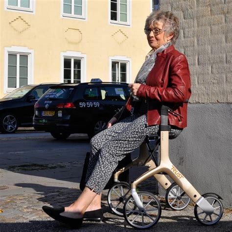 Trust Rollator Bestel Een Rollator Van Trust Care Online Tomzorgnl