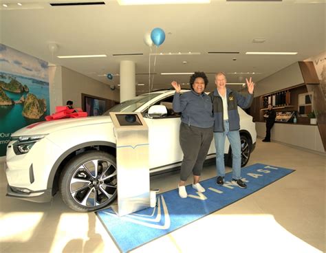 Vinfast Delivers First Vehicles To Us Customers