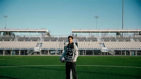 Defender Paris Gee Signs With Vancouver Fc Returns To Bc To Be