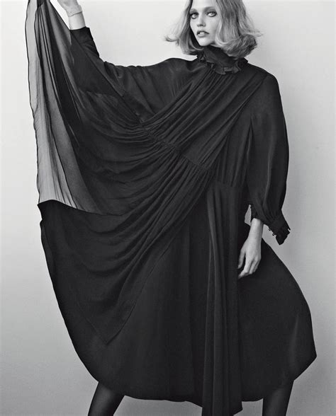 Wardrobe Malfunction Maxwelld Collection