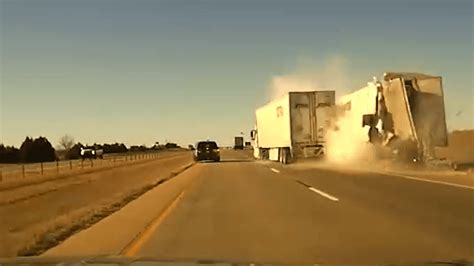 Oklahoma Highway Patrol Trooper Witnesses Semi Truck Crash On I 40 Near