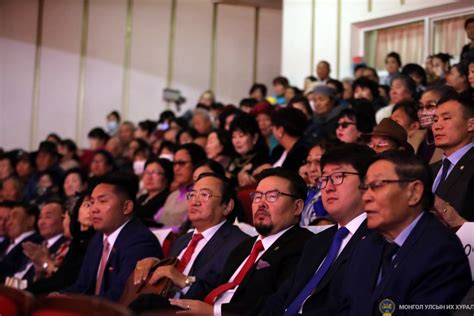 Г Занданшатар Ахмад настны хөдөлмөр эрхлэлтийг дэмжсэн бодлого хэрэгжүүлнэ