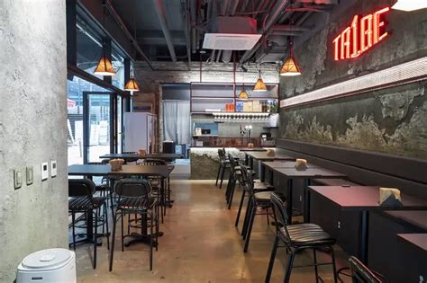 노출콘크리트 인더스트리얼 빈티지 17평 피자 펍 인테리어 강서구 마곡동