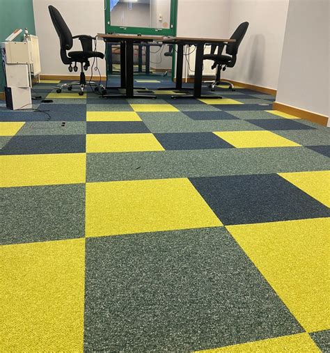 Jhs Triumph Loop Carpet Tiles Dcs Flooring Ltd