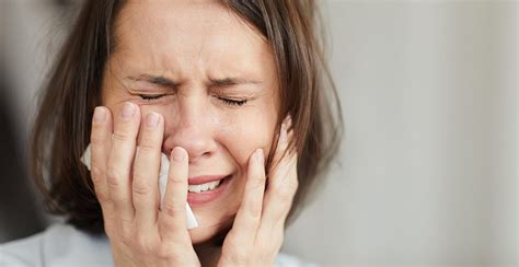 ქალის მიტოვების მიზეზები როგორ იწვევს არასწორი ქცევა მარტოობას რჩევები ვივიენისგან