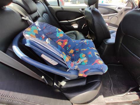 Детско Столче за Кола Столчета за кола и колело Бургас Продавам детско столче за автом