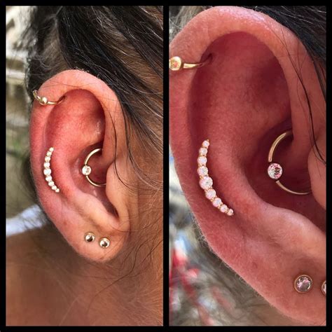 Daith Og Helix Lavet I Frihånd Med Guld Og Krystaller 😍🌟😍🌟 Og Glædelig