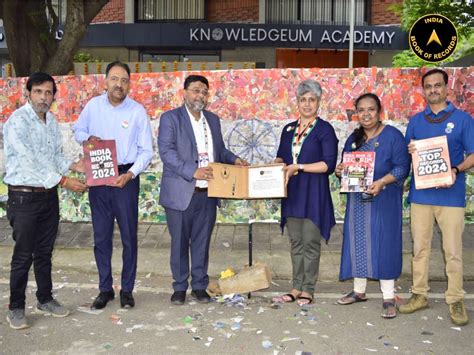 Largest Indian Flag Made Using Newspapers India Book Of Records