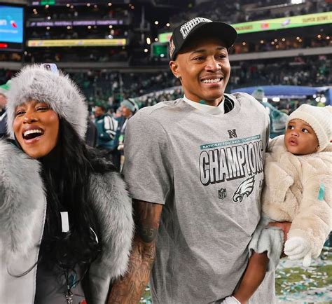 Who Is The Fiance Of Devonta Smith Meet Devonta Smiths Future Wife Mya Danielle