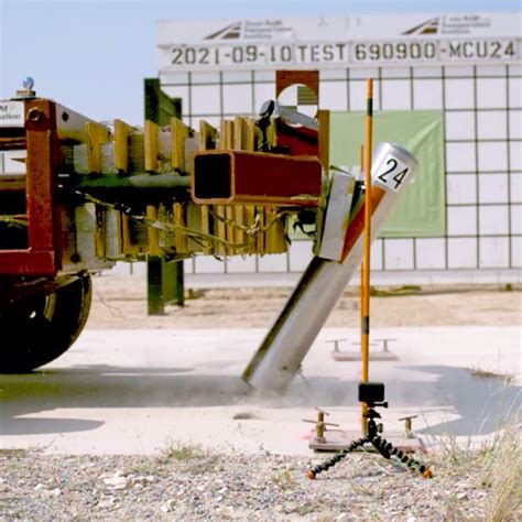 Mccue Crashcore Bollard S20 Removable