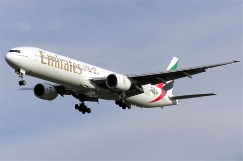 Boeing 777 Spotting Guide Tips For Airliner Spotters Photographs And