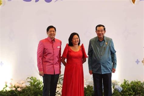 លោក កើត ឆែ និងភរិយា សូមសម្តែងការអបអរសាទរ និងគោរពជូនពរ សម្តេចតេជោ ហ៊ុន សែន