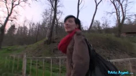 A Fake Modelling Contract Turns Into A Cum Tasting 320p