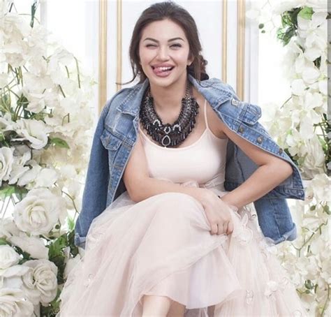 7 Foto Sexi Artis Terkenal Bikin Mata Melotot Gudang Saran