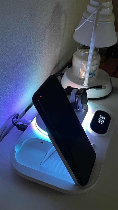 알리익스프레스 애플워치에어팟아이폰을 한번에 4 In 1 무선충전기 직구