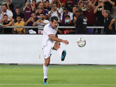 La Historia Completa Del Caso Luis Figo Y Su Escandaloso Pase Del