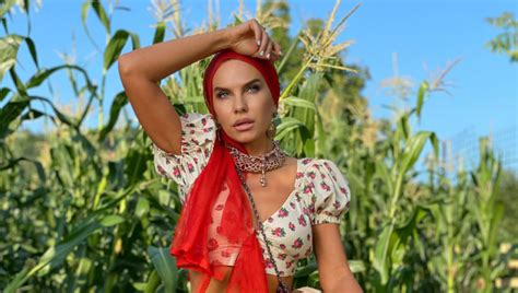 Câți Bani Câștigă De Fapt Anna Lesko La Ferma Pro Tv Plătește Regește