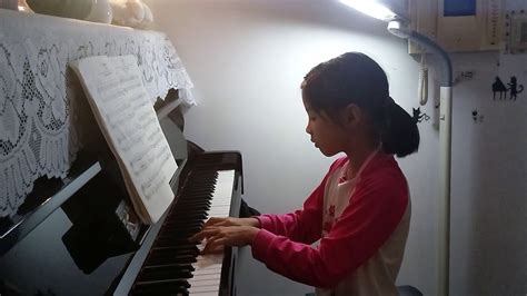 1y11m 芸 小三 巴哈初步上集No 8 小步舞曲 YouTube