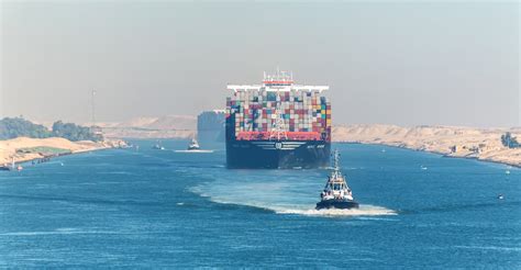 ព្រែកជីក Suez រកប្រាក់ចំណូលបានជិត ៨ ពាន់លានដុល្លារ ពេញមួយឆ្នាំ ២០២២