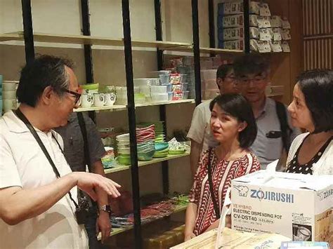 日本记者团结束访华回国 中国记协网