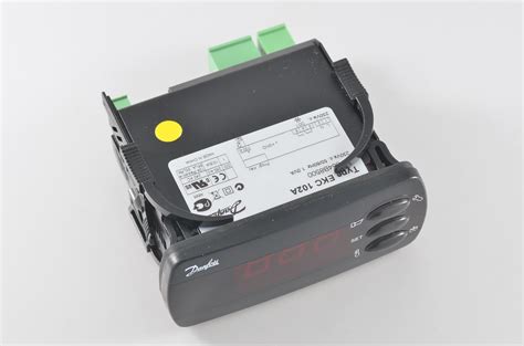 Control De Temperatura Danfoss Ekc 102a 084b8500 Refrigeracion
