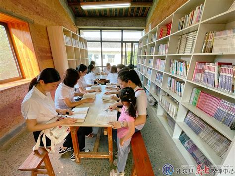 县融媒体中心开展“玫瑰书香 湘阅芳华”女职工主题阅读活动祁东新闻网