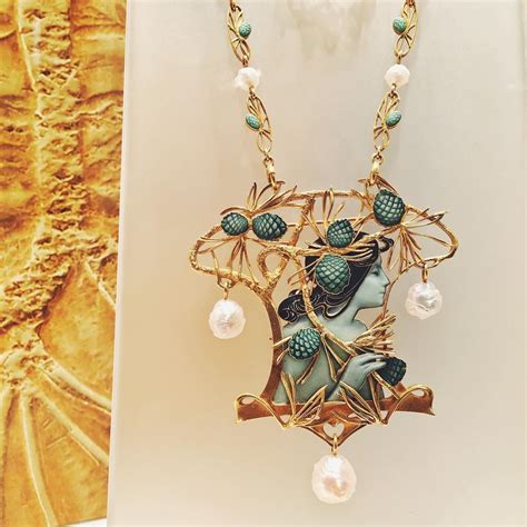 René Lalique Necklace From Paris Exposition Universelle 1900