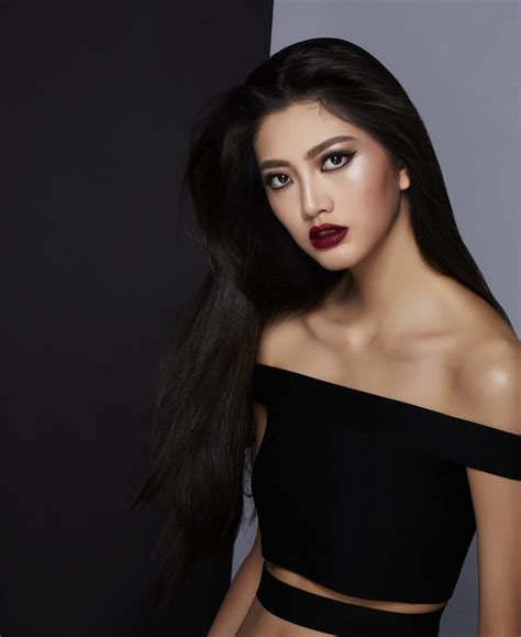 Moda I Hua Wu Rinasce Dopo Il Bullismo Stile It