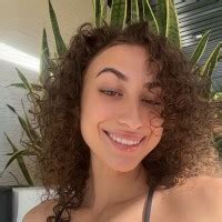 Savannah Smith I Am A High Spirited Young And Educated 21year