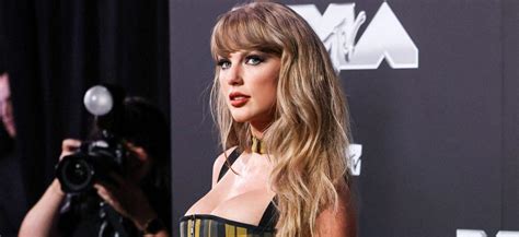 Taylor Swift New Album Cover Flaunting Her Backside Draws Criticisms