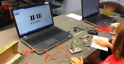 The Show Me Librarian Creating Computer Games With MaKey MaKey And Scratch