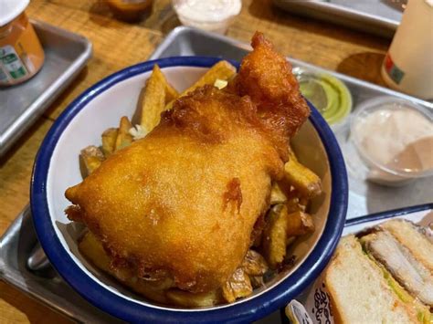 Père And Fish Notre Appétit Est Vite Retombé à Leau