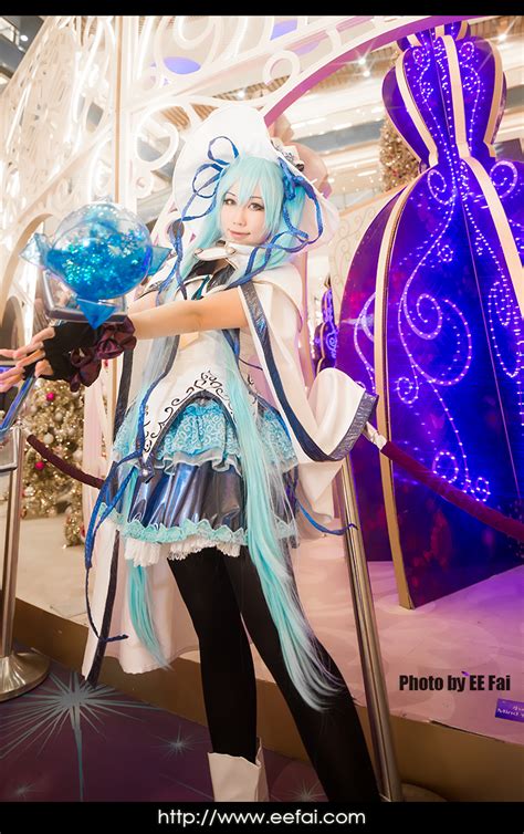 Snow Miku 2014 Hatsune Miku Cosplay By Eefai On Deviantart
