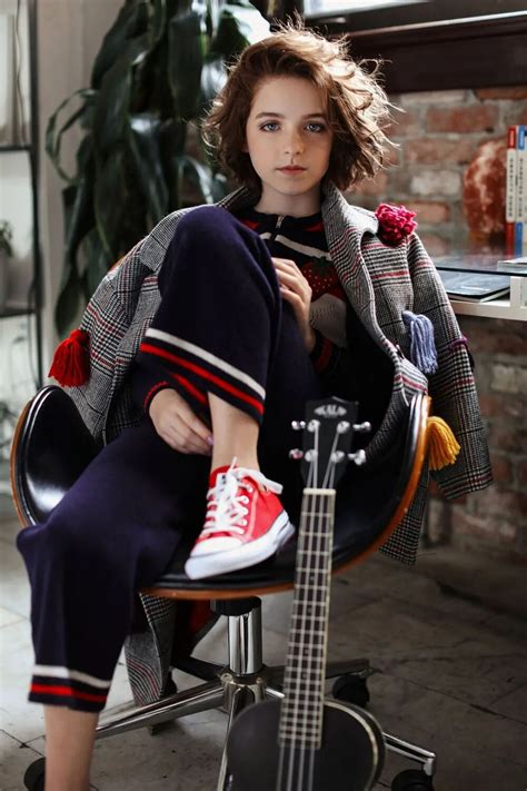 麦肯娜·格瑞丝 堆糖，美图壁纸兴趣社区