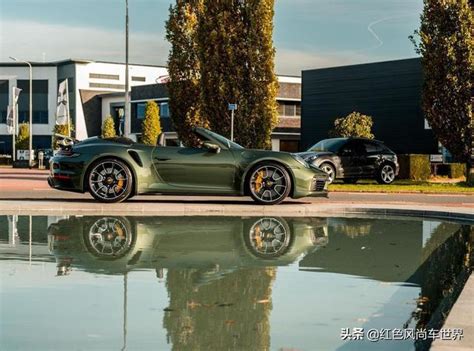 美丽少见的保时捷911 Turbo S 橡木绿敞篷版图赏 易车