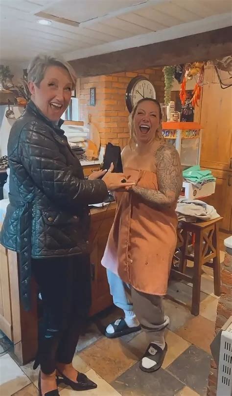 Jodie Marsh Looks Unrecognisable As She Slips Into Clingy Towel For
